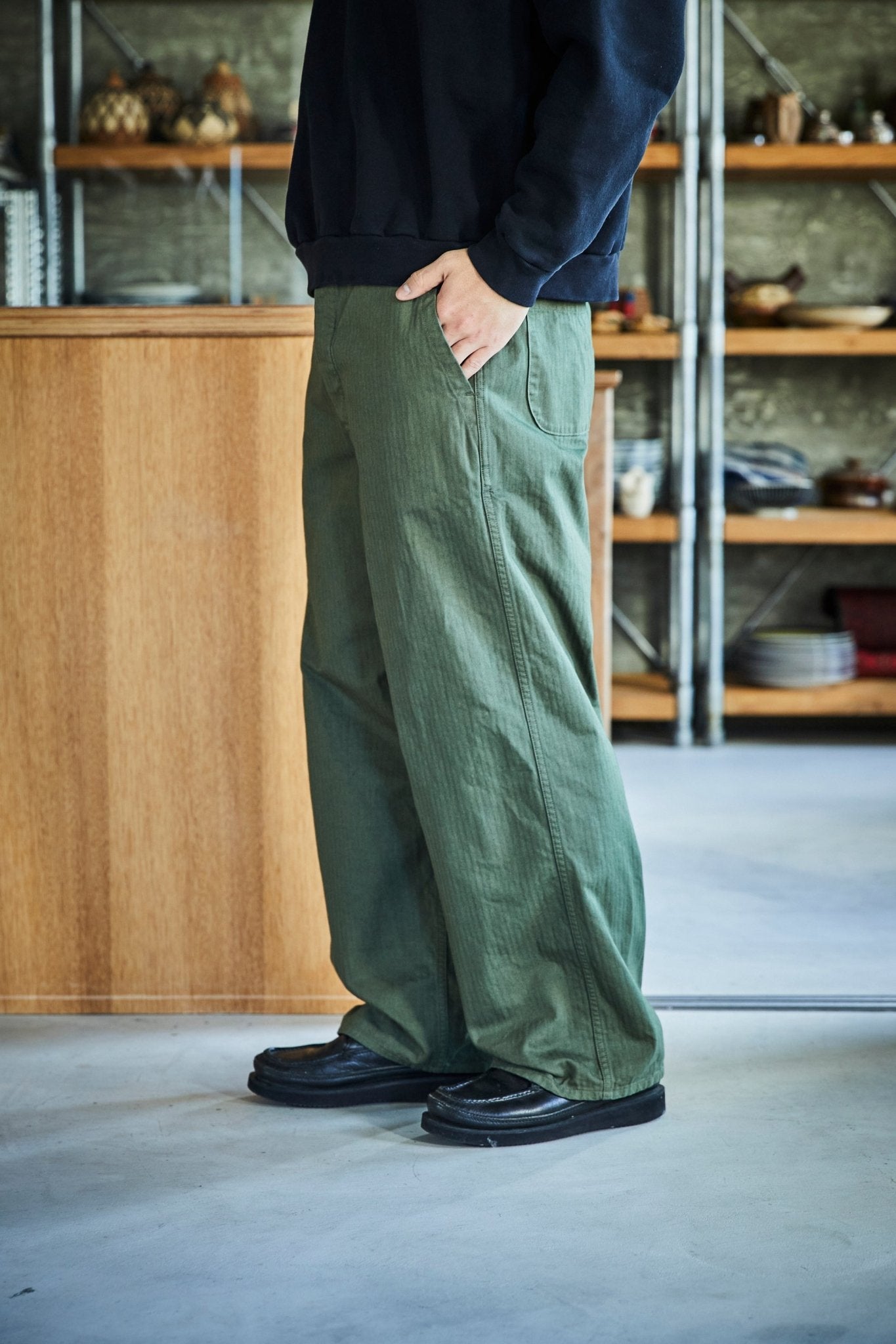 ORSLOW | WIDE FIT FRENCH WORK PANTS ARMY GREEN | MEADOW